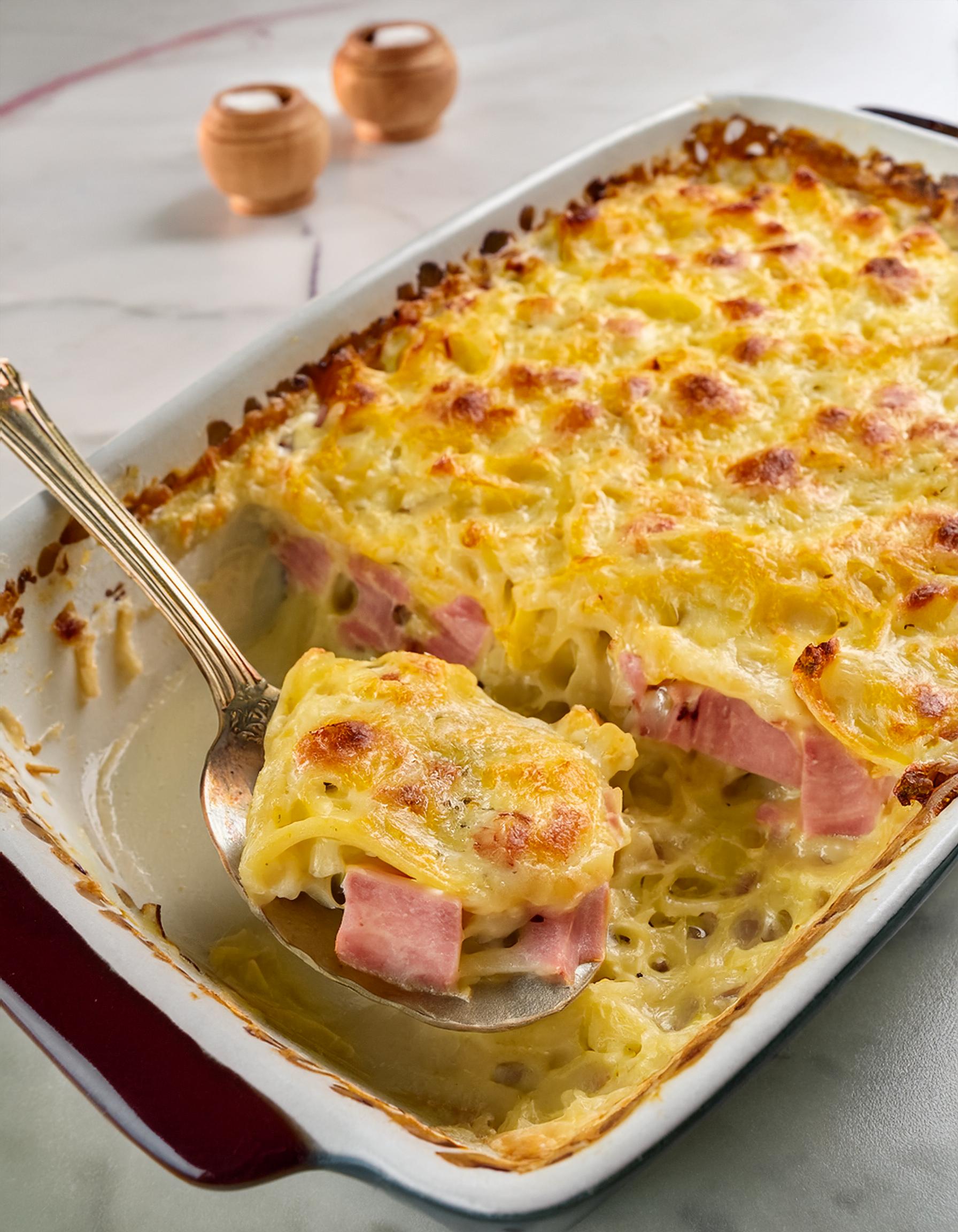Cheesy Ham and Potato Casserole