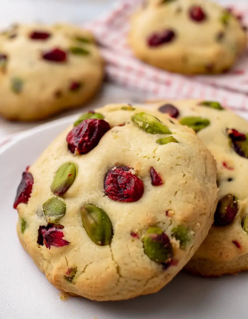 Cranberry Pistachio Shortbread Cookies
